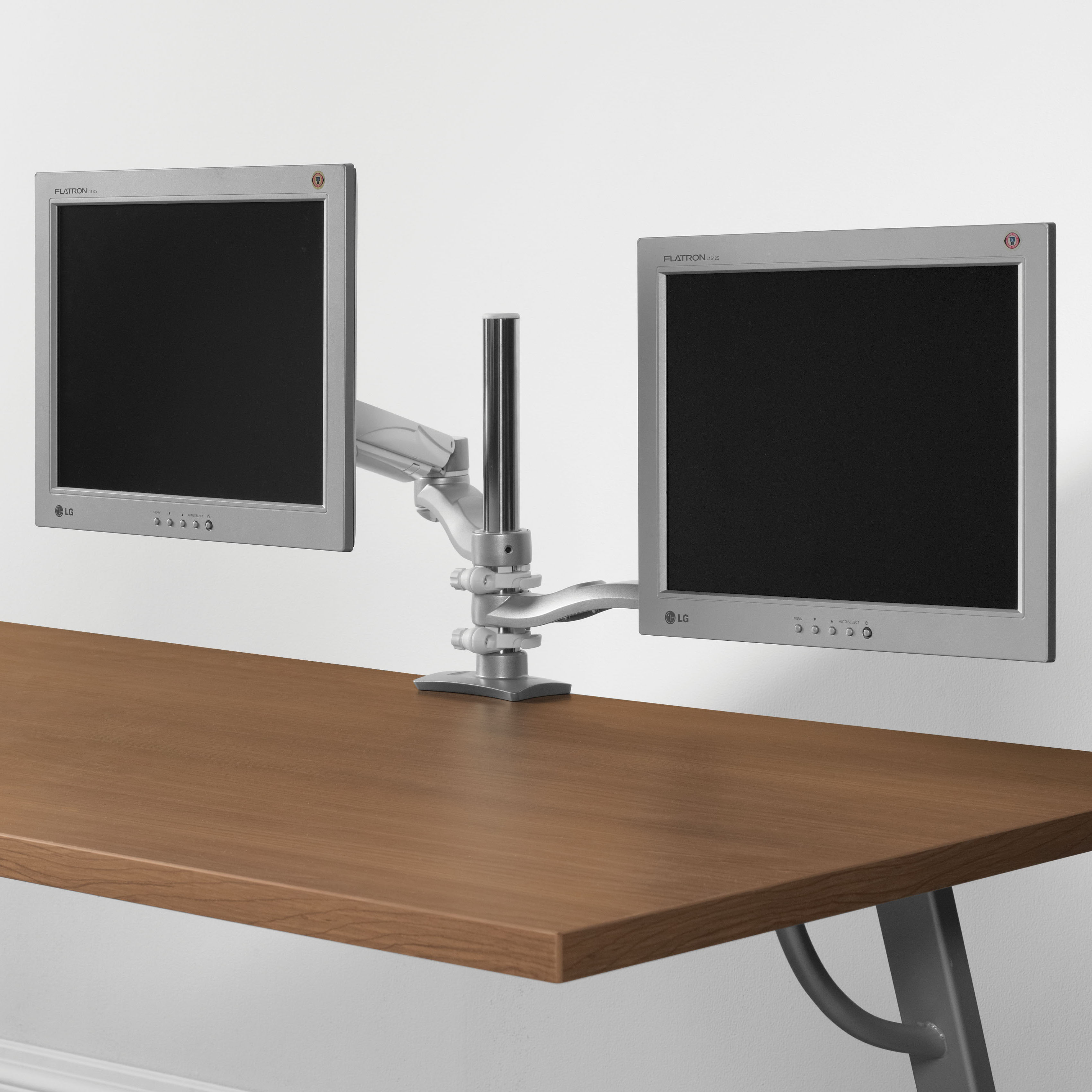 Monitor Arms | Global